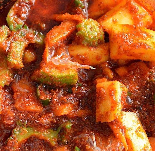 Karachi Bakery Vegetable Pickle – PUSHMYCART