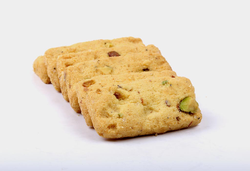 Karachi Bakery Kesar Pista Biscuits – PUSHMYCART